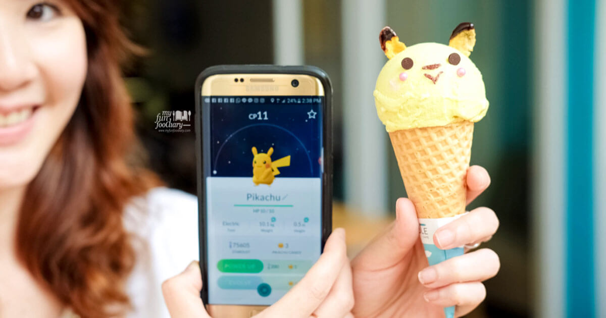 Mullie-catch-Pikachu-Pokemon-Ice-Cream-at-Northpole-Cafe-by ...